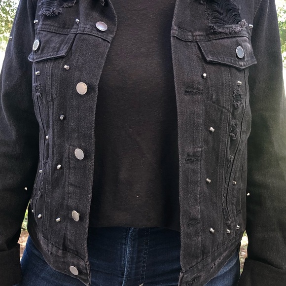 Ci Sono | Jackets & Coats | Nwt Distressed Ripped Black Jean Jacket ...